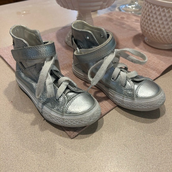 Converse | Shoes | Converse Kids Metallic Silver Hightop Sneakers ...